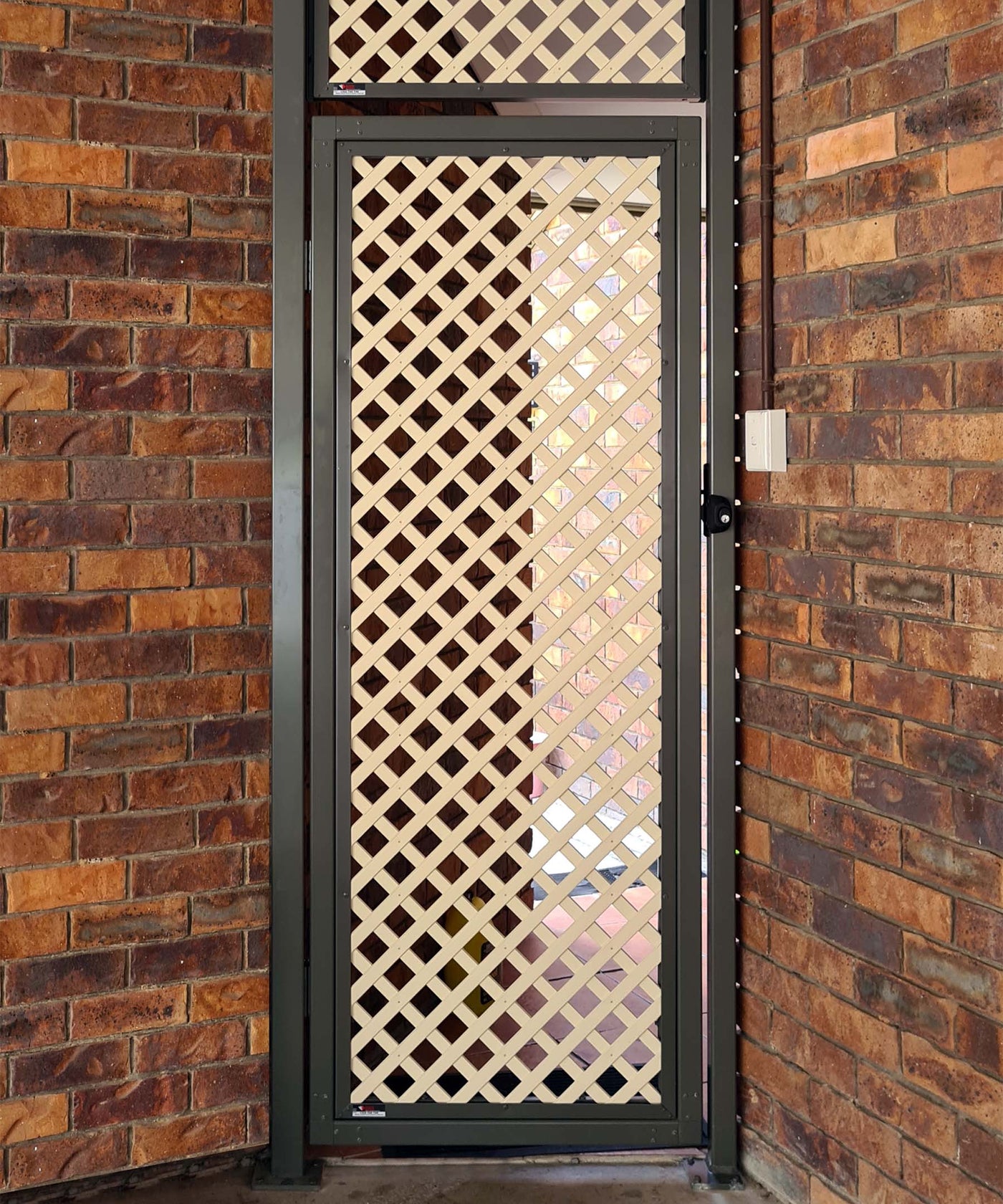 Metal Lattice Panels | Aluminium & Steel | Superior Screens
